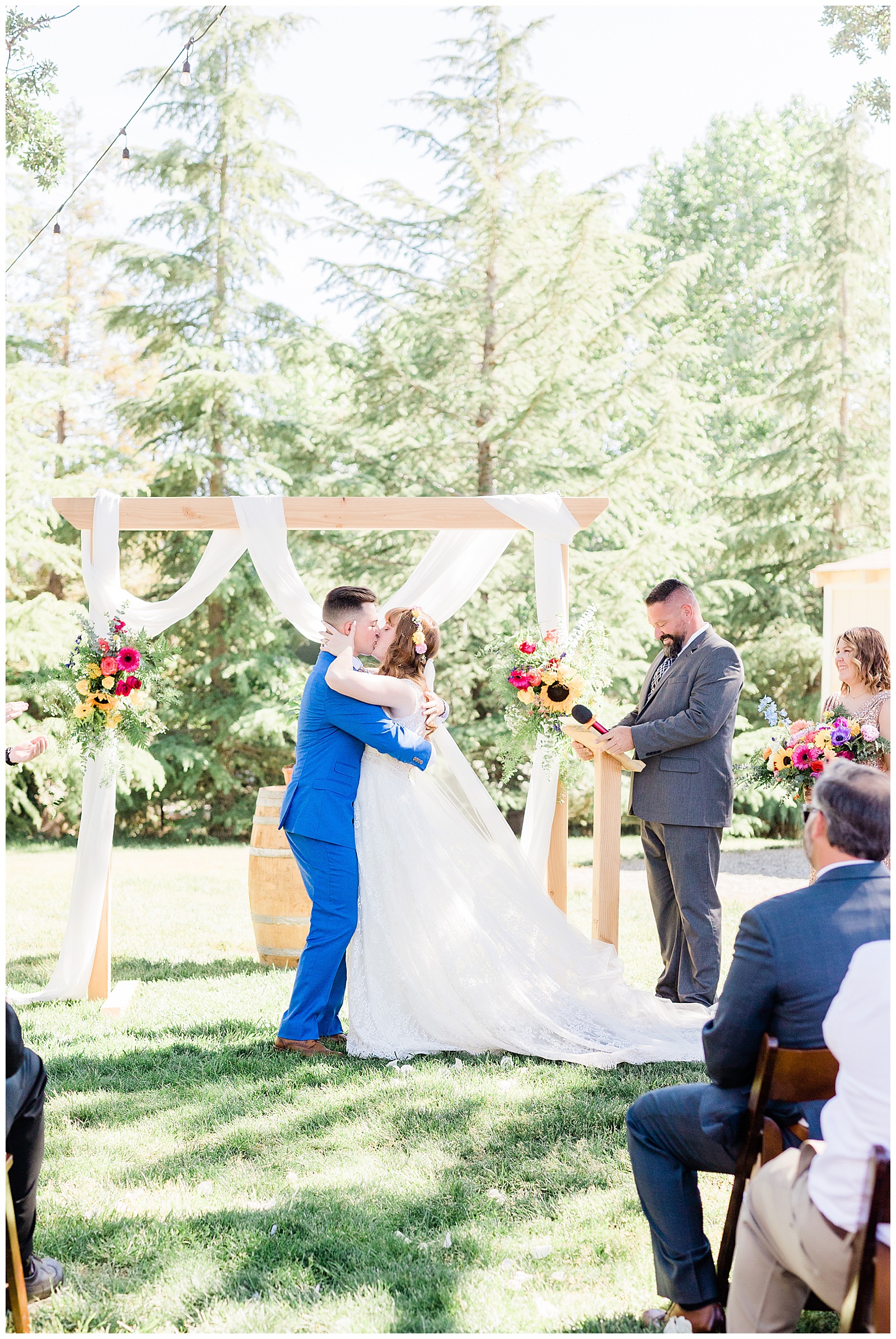 Wedding at Tangleweed Farms: Tad & Liberty | mariannelucas.com